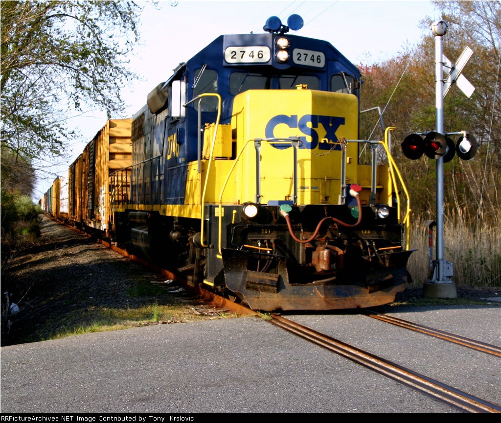 CSX 2746 with SA31 Charging down The Southern Secondary